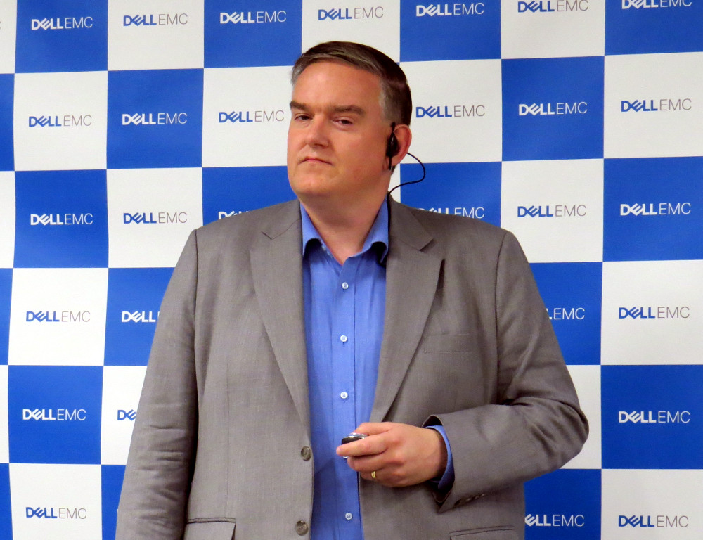 AIが適切なデータ配置を決定、デルの最上位ストレージ説明会 | 日経クロステック（xTECH）