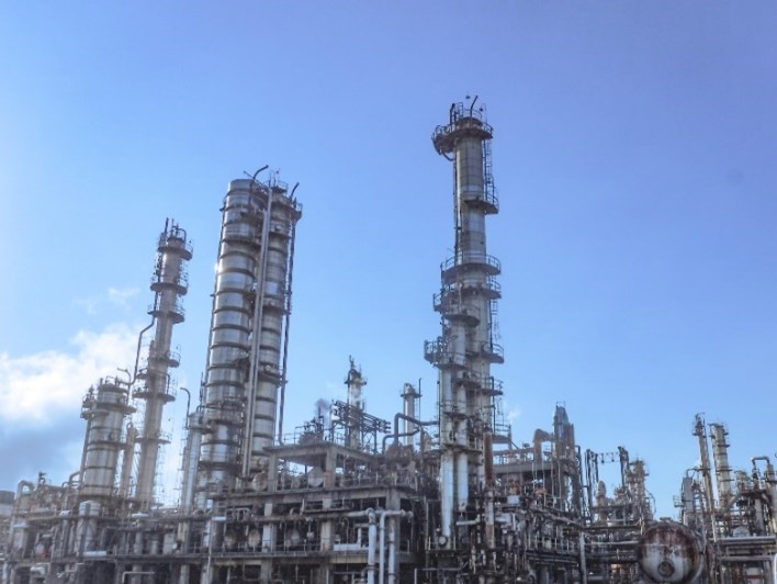 ENEOSが石油化学プラントの運転をAIで一部自動化、PFNと共同で燃料コスト削減 | 日経クロステック（xTECH）