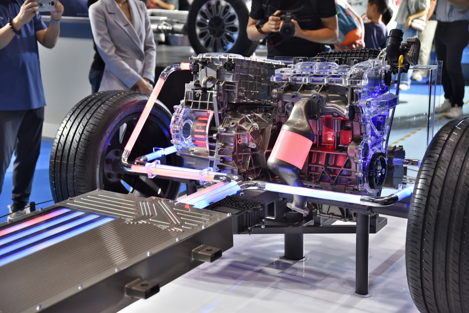 中国エンジン熱効率46％超の実力を分析、黒子2社が“激安”で存在感 | 日経クロステック（xTECH）