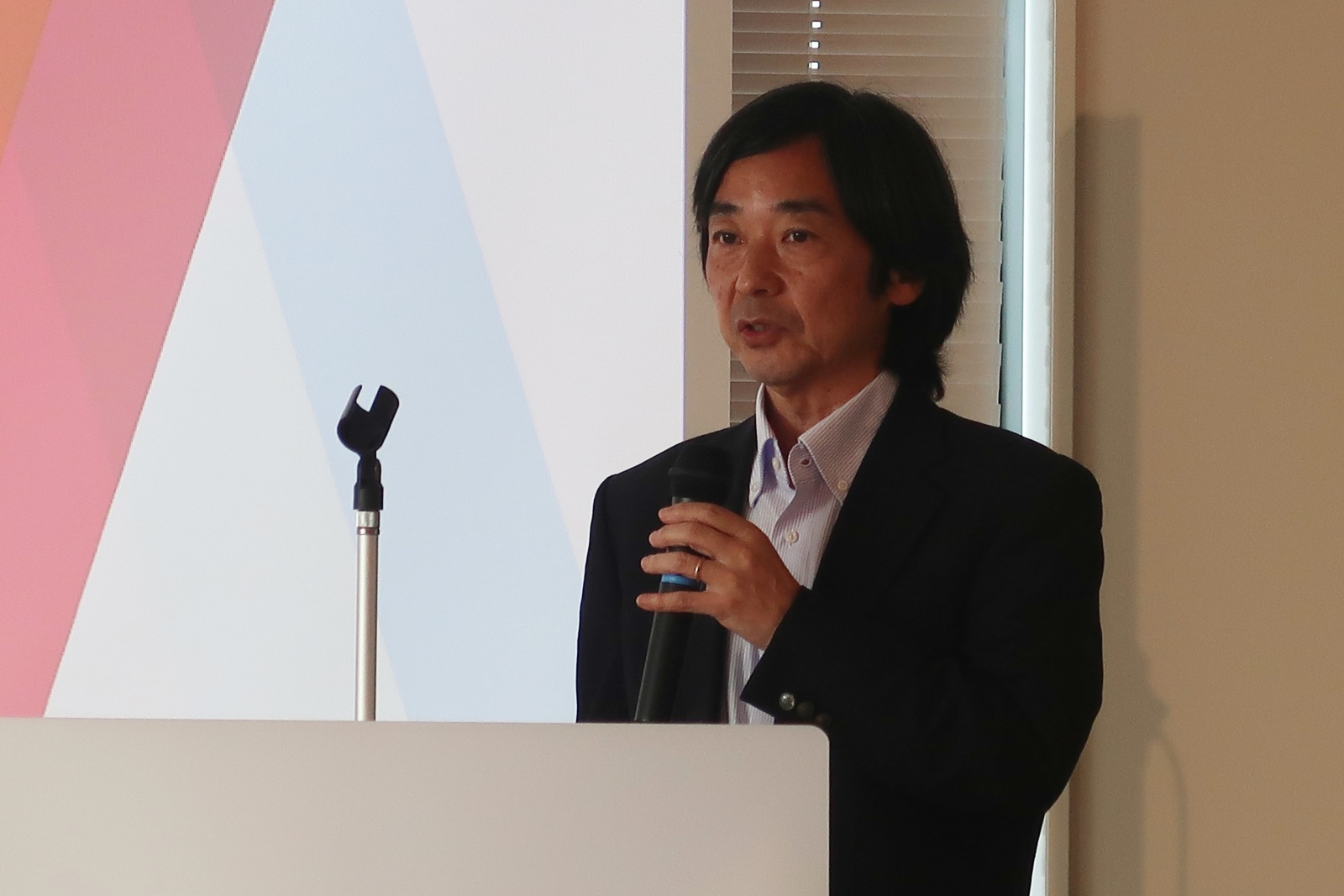 デンソーがSDV向け半導体の新組織、「汎用品でクルマは造れない」 | 日経クロステック（xTECH）