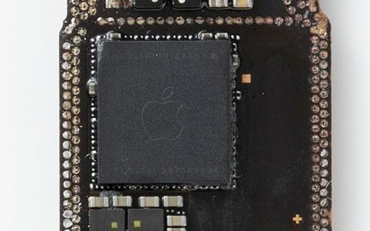 iPhoneでクアルコム減少、16eはモデムもアップル MEMS発振器増 | 日経クロステック（xTECH）