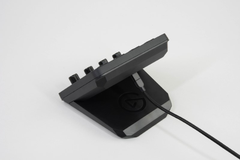 Excelに時短デバイス「Stream Deck +」、ショートカットより超便利 | 日経クロステック（xTECH）