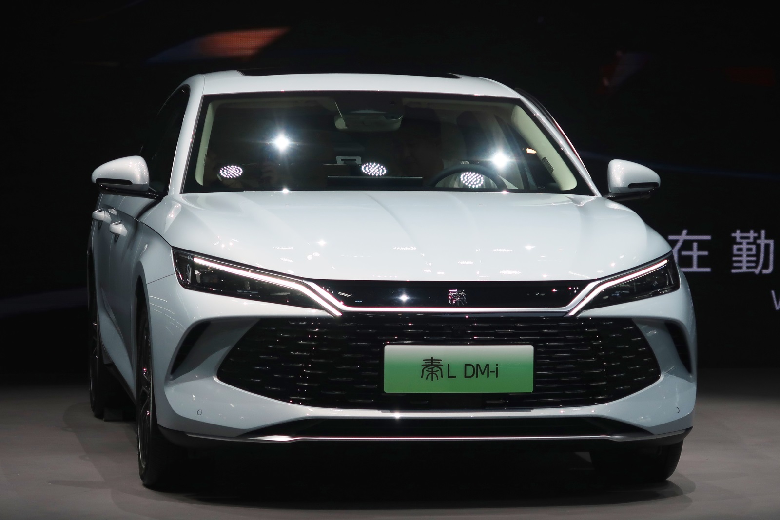 BYDと吉利が張り合う「3つの数字」、どう見る？ | 日経クロステック（xTECH）