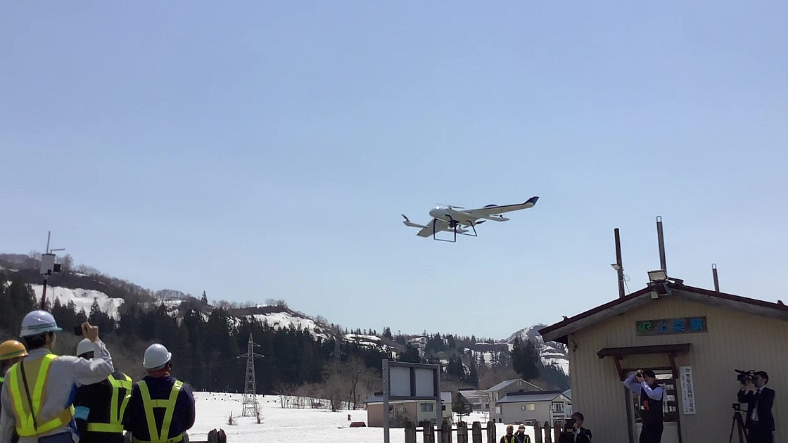 これがOTA用ECU4個、トヨタ「ミライ」 デンソー／ルネサス支配 | 日経クロステック（xTECH）