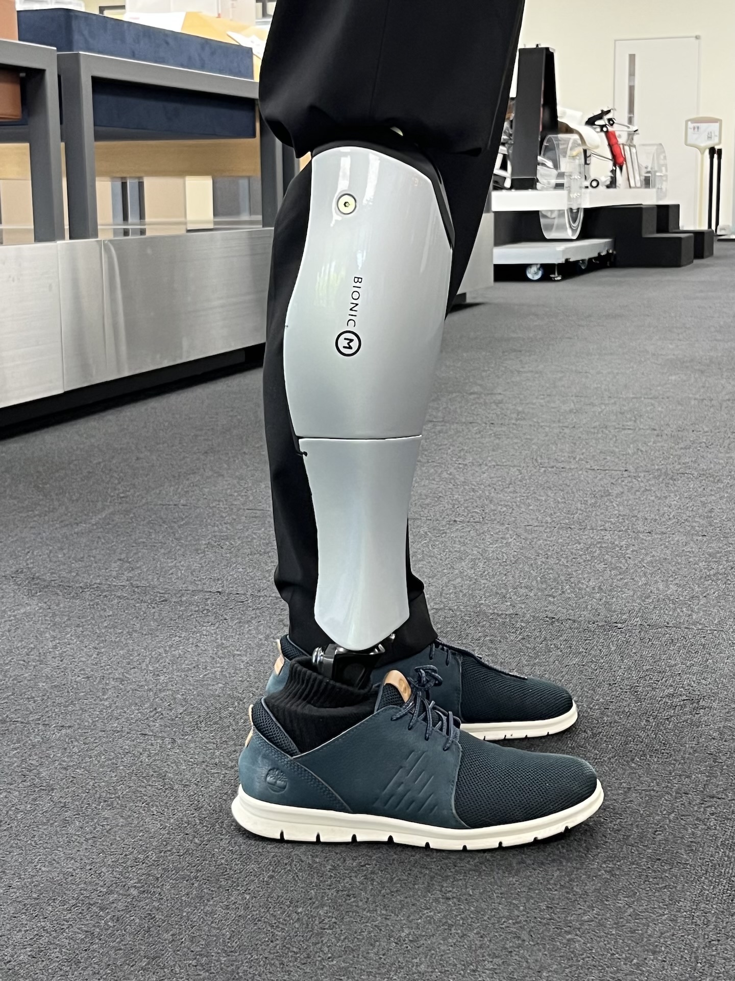 「人のモビリティにパワーを」ロボット義足でTHKとベンチャーがタッグ | 日経クロステック（xTECH）