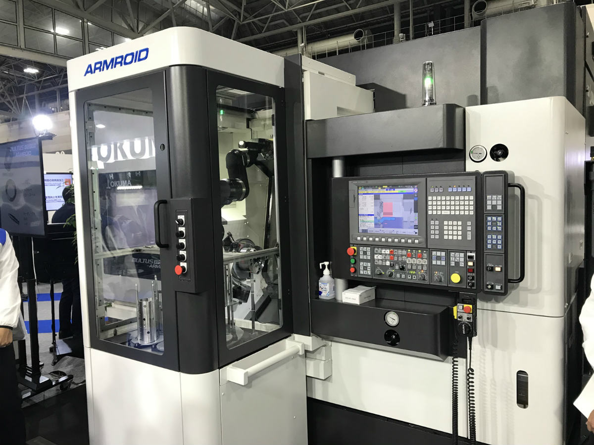 工作機械と内製ロボットの融合、オークマが考える人手不足策 | 日経クロステック（xTECH）