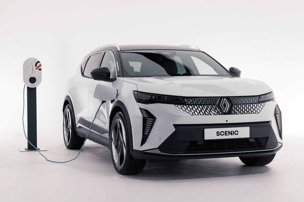 ルノー、小型MPVのEV「Scenic E-Tech」を発表（2ページ目） | 日経クロステック（xTECH）