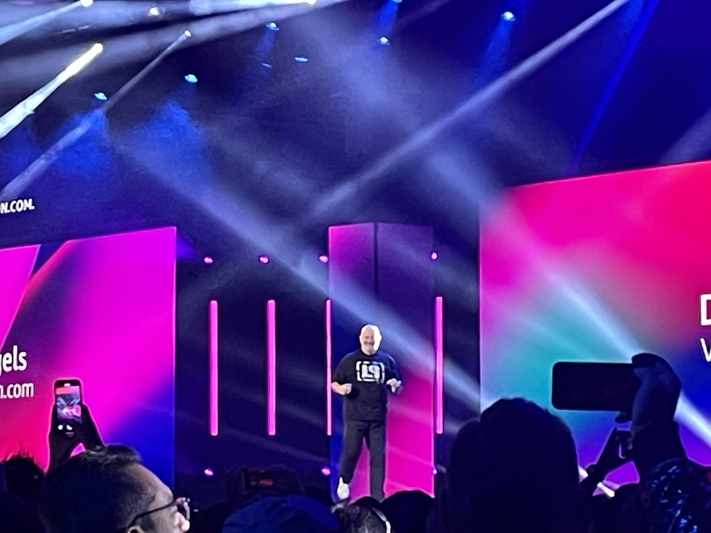 AmazonのボーガスCTOがre:Inventで語った、システムをシンプルに保つ6カ条 | 日経クロステック（xTECH）