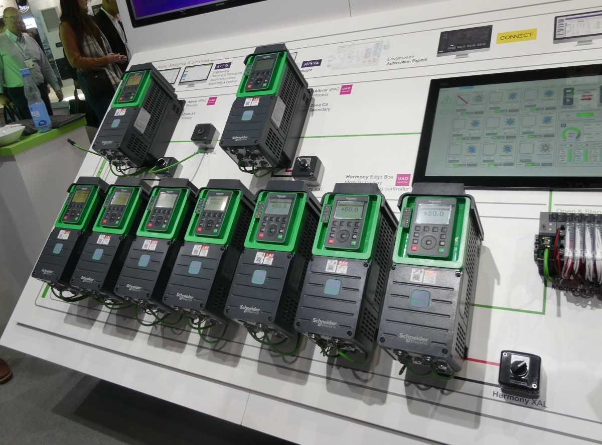 SDVならぬSDA、ソフト主導で高い柔軟性・拡張性のシステム実現 シュナイダー | 日経クロステック（xTECH）