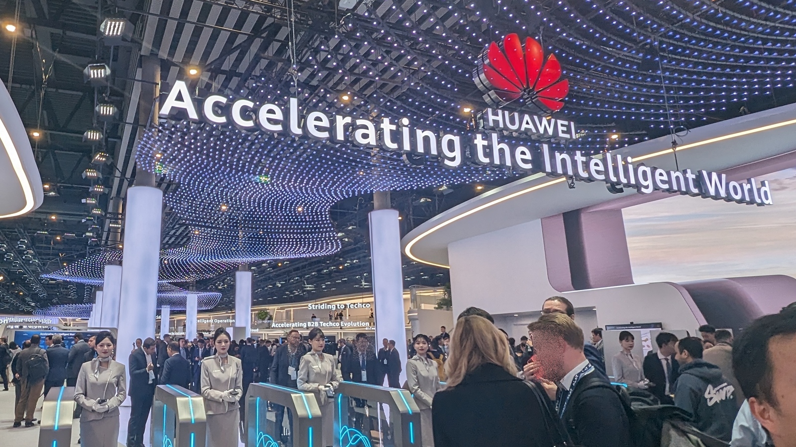 Arm、エッジでの生成AI推論に向けたCPUコア「Cortex-A320」を発表 | 日経クロステック（xTECH）