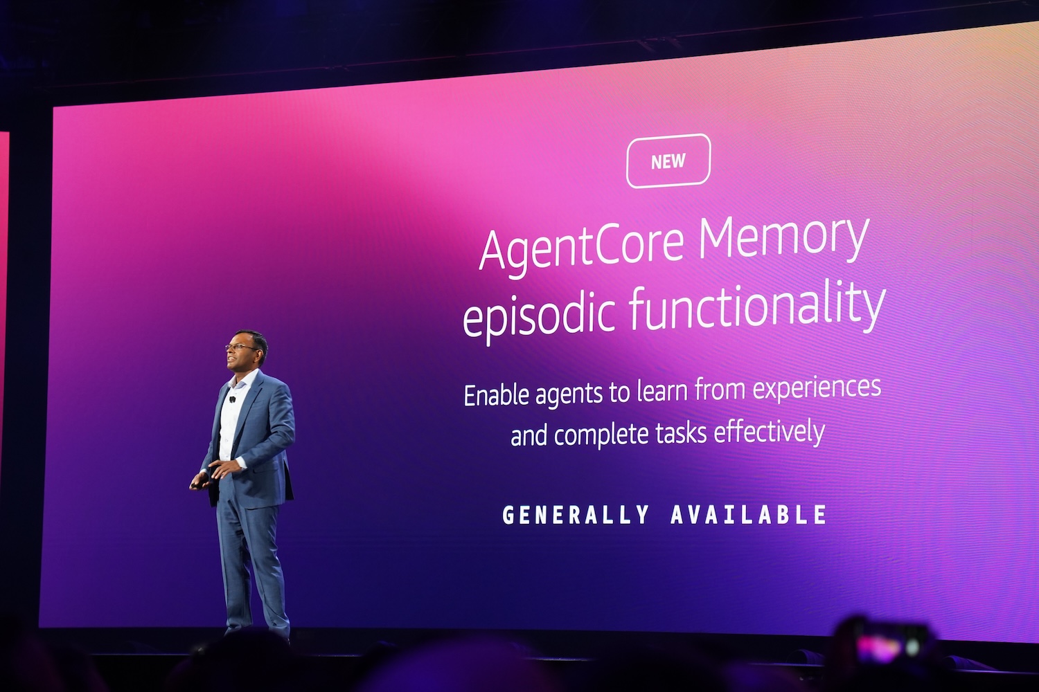 AWSがAIエージェントにエピソード記憶機能、強化ファインチューニングも | 日経クロステック（xTECH）