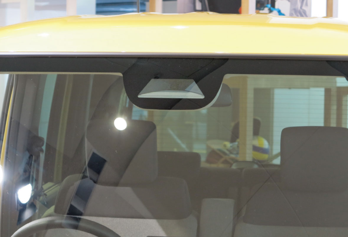 ホンダの新型「N-BOX」、安全性能を正常進化 | 日経クロステック（xTECH）