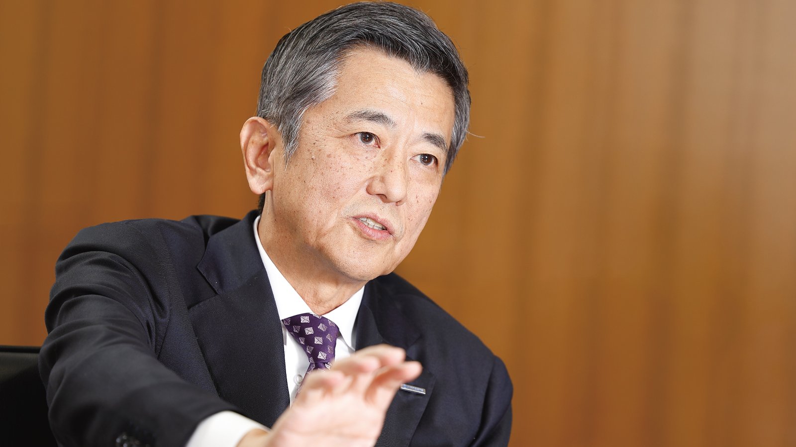 ラズパイ5でLLMを動かしてみよう、チャットAIのGUIアプリを作成 | 日経クロステック（xTECH）