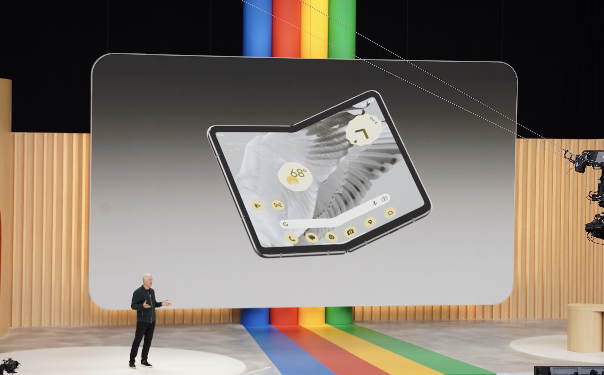 Googleが折りたたみスマホ「Pixel Fold」発表、厚さ5.8mmの薄型化を実現 | 日経クロステック（xTECH）