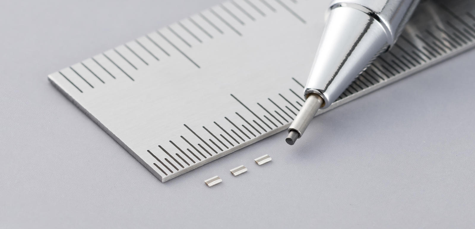 村田製作所の「世界最小」の車載MLCC、さらに薄く軽く | 日経クロステック（xTECH）