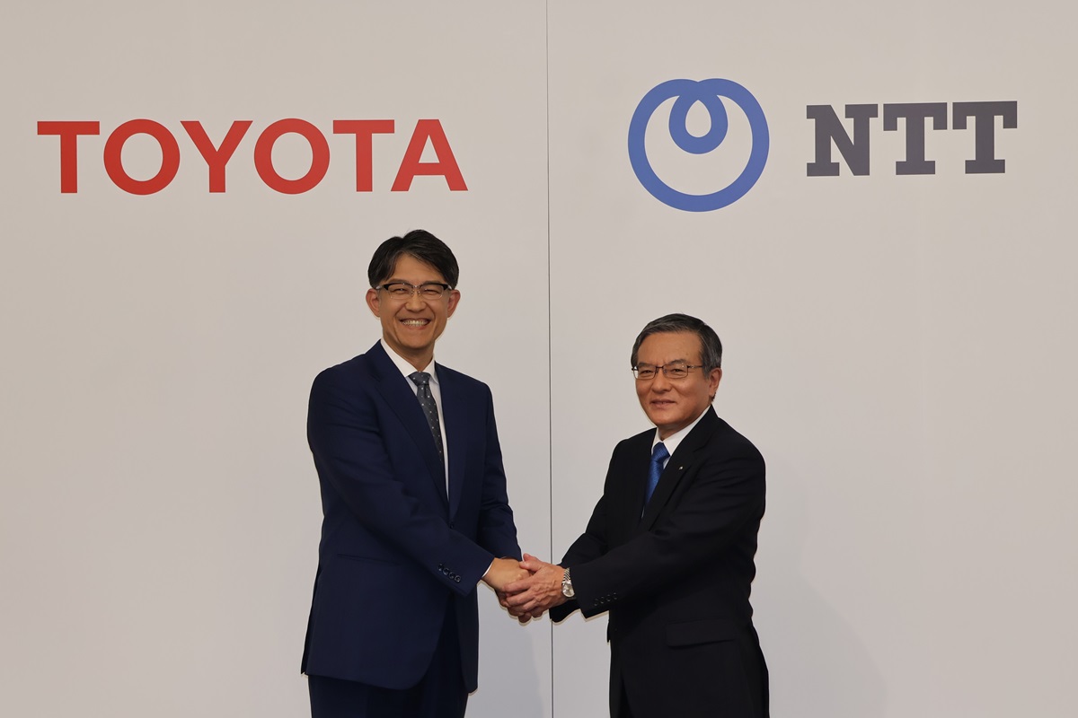 NTTとトヨタが共同で基盤開発、AIや次世代通信「IOWN」活用で交通事故ゼロへ | 日経クロステック（xTECH）