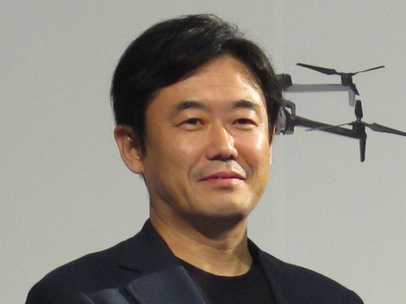 KDDI新社長に松田浩路取締役が昇格、高橋誠社長は会長へ | 日経クロステック（xTECH）