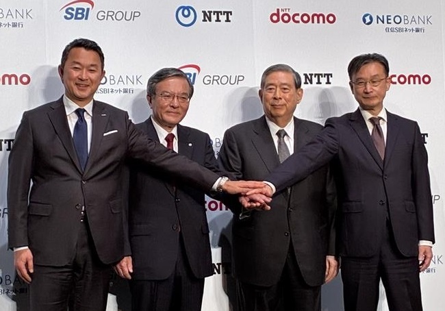 NTTドコモが住信SBIネット銀を買収、銀行参入で「口座と金融サービスを一体提供」 | 日経クロステック（xTECH）
