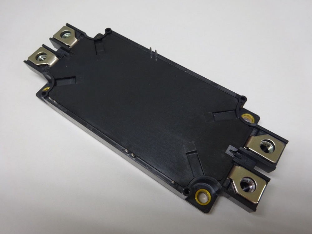 東芝、パワー半導体で中国SICCと連携 SiCウエハー大手 | 日経クロステック（xTECH）